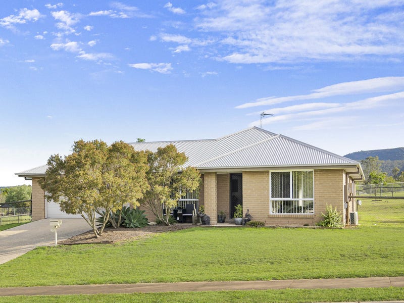 3 Casuarina Crescent, Withcott, Qld 4352 - Property Details