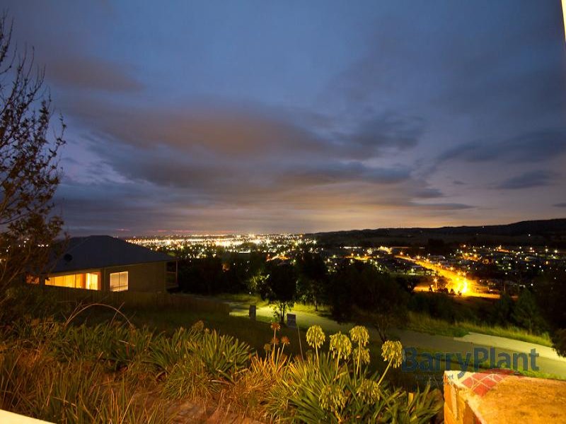 58 Highland Drive, Pakenham, VIC 3810 - realestate.com.au