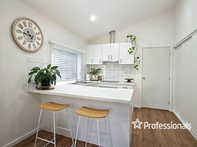 2A View Street, Warburton, Vic 3799 - Property Details