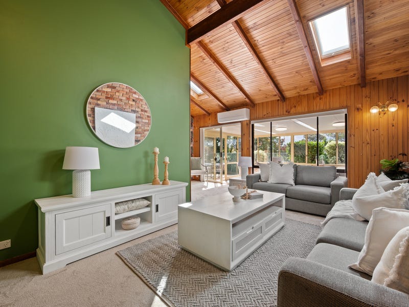 8 Bonrook Street, Hawker, ACT 2614 - realestate.com.au