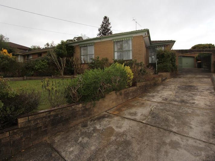 8 Moola Street, Black Hill, VIC 3350 - realestate.com.au