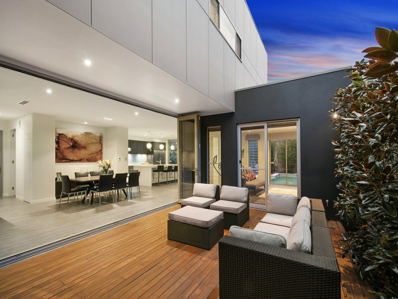 10 Playfair Road, North Curl Curl, NSW 2099 - realestate.com.au