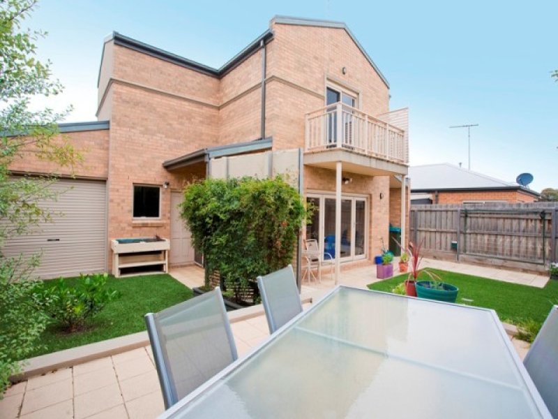 2 Stella Court, Bell Park, VIC 3215 - realestate.com.au