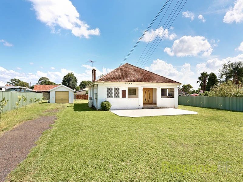 18 Doonside Road, Doonside, NSW 2767 - Property Details