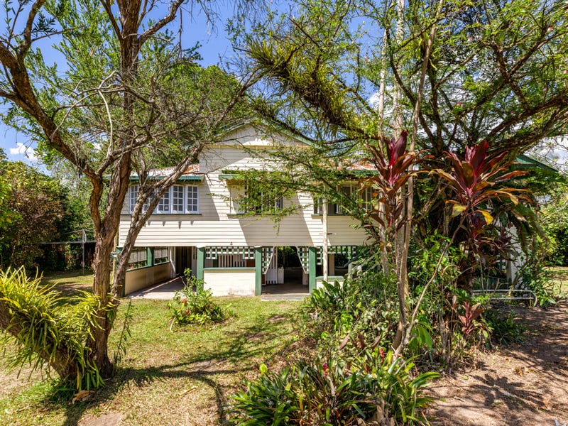 4 Dan Hart Lane, Mossman, Qld 4873 - Property Details