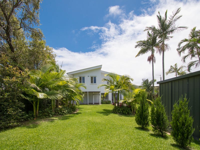 10 Second Avenue, Labrador, Qld 4215 - Property Details