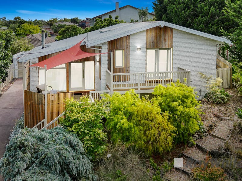 4 Kooluna Court, Frankston, Vic 3199 - Property Details