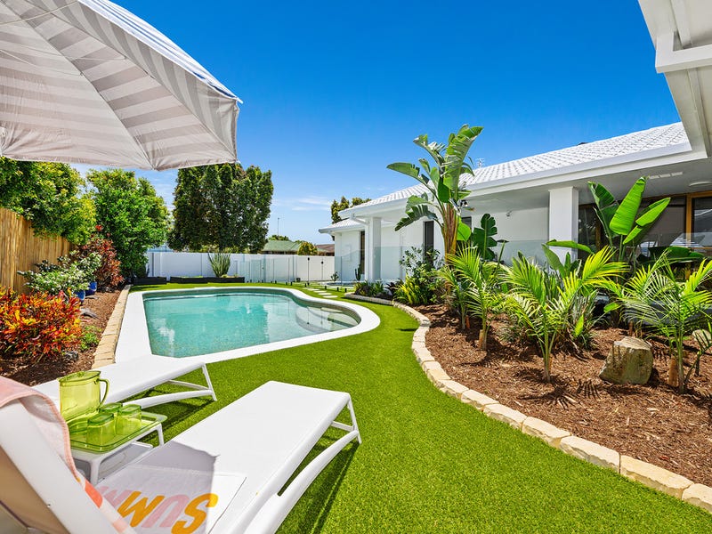 5 Bedroom Properties for Rent in Burleigh Heads, QLD 4220 (+5 locations ...