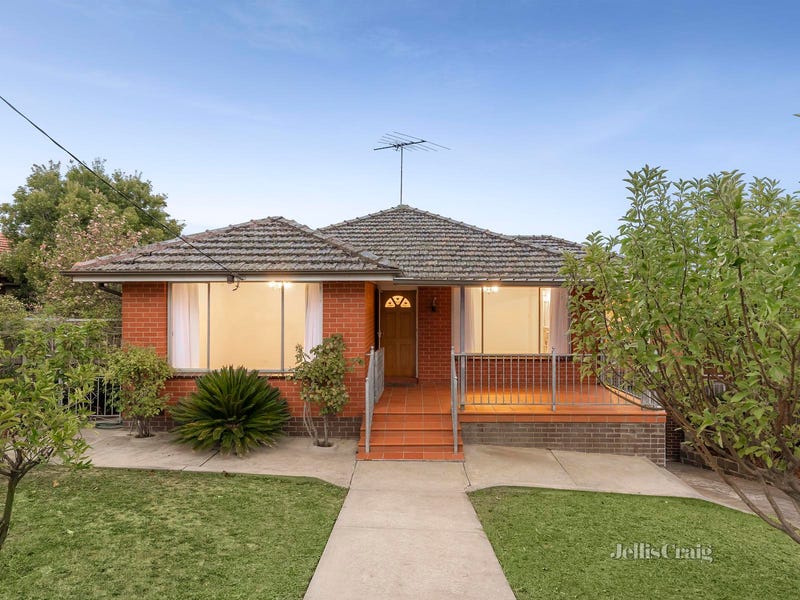 Sold Property Prices & Auction Results in 54 Pinnacle Cres, Bulleen ...