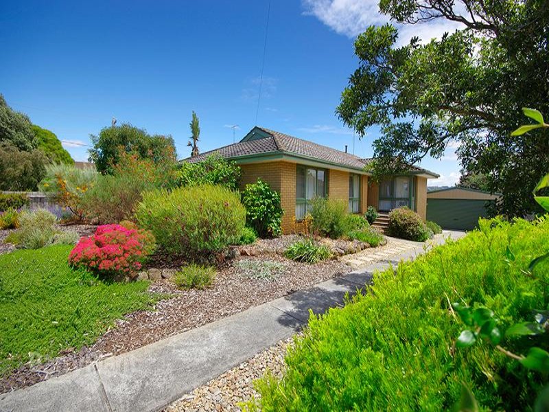 106 Heyers Road, Grovedale, Vic 3216 - Property Details