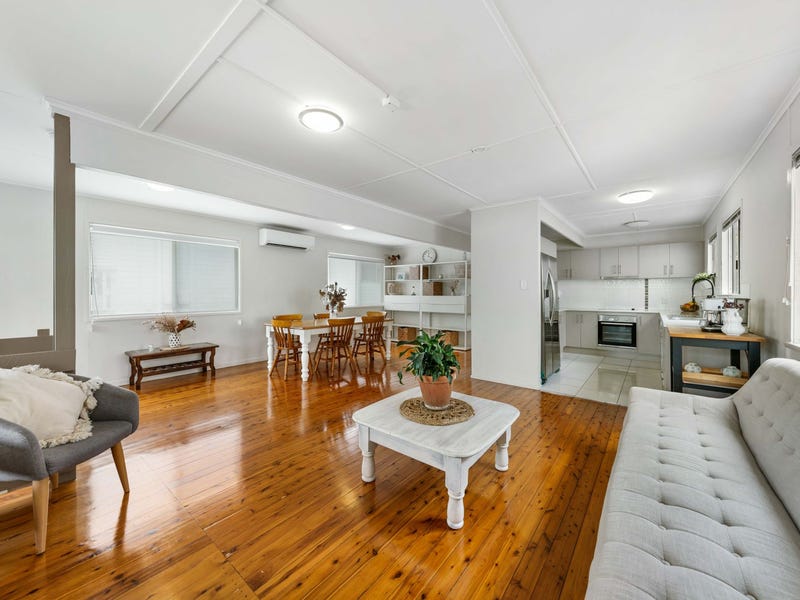 327 Whites Road, Lota, Qld 4179 - Property Details