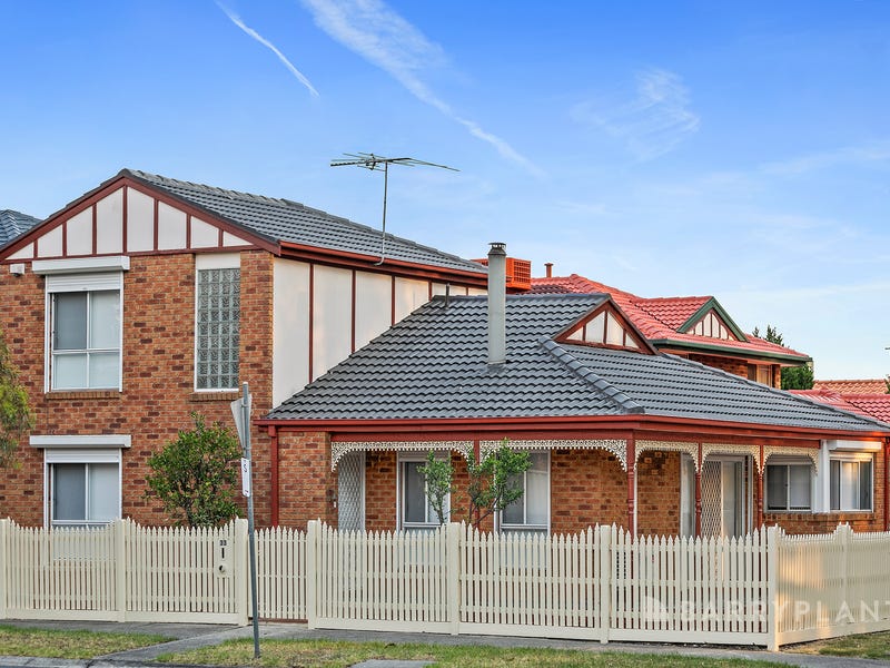 33 Freeman Drive, Glenroy, Vic 3046 - Property Details