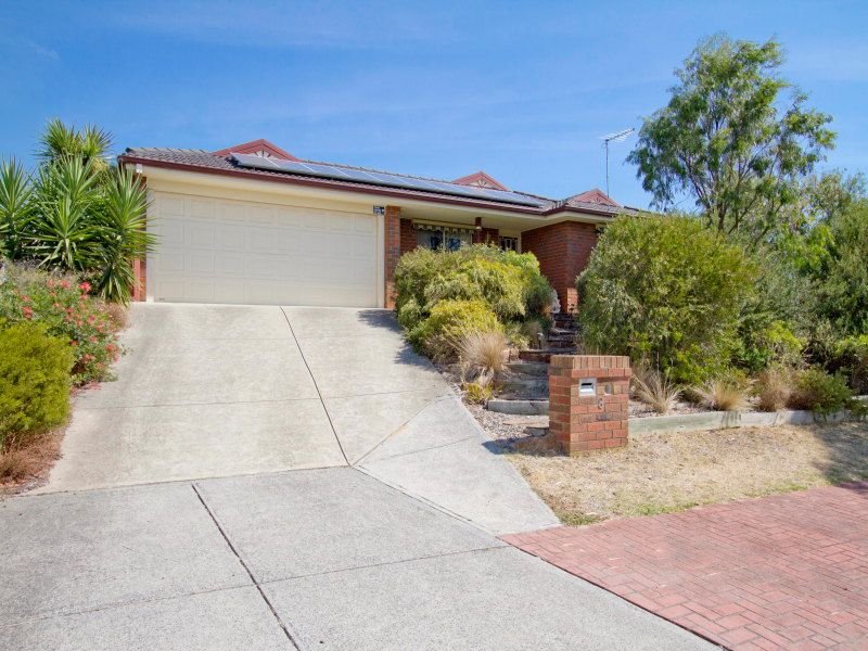 8 Lapwing Court, Langwarrin, VIC 3910 - realestate.com.au