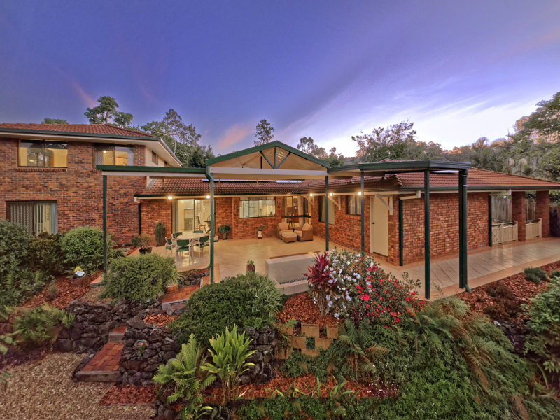 8 Greenrigg Crt, Indooroopilly, Qld 4068 - Property Details