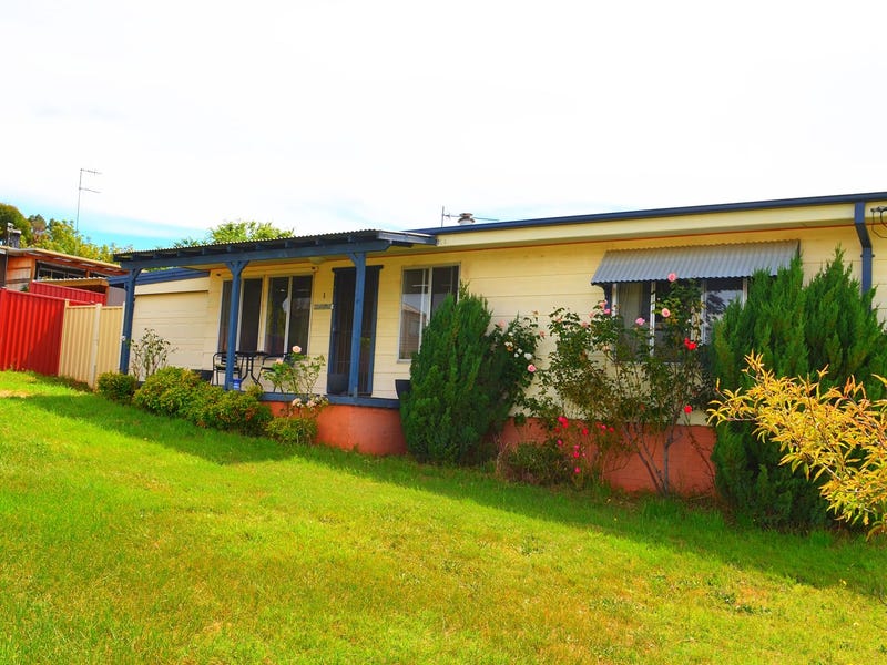 1 Cosgrove St, Adaminaby, NSW 2629 - Property Details