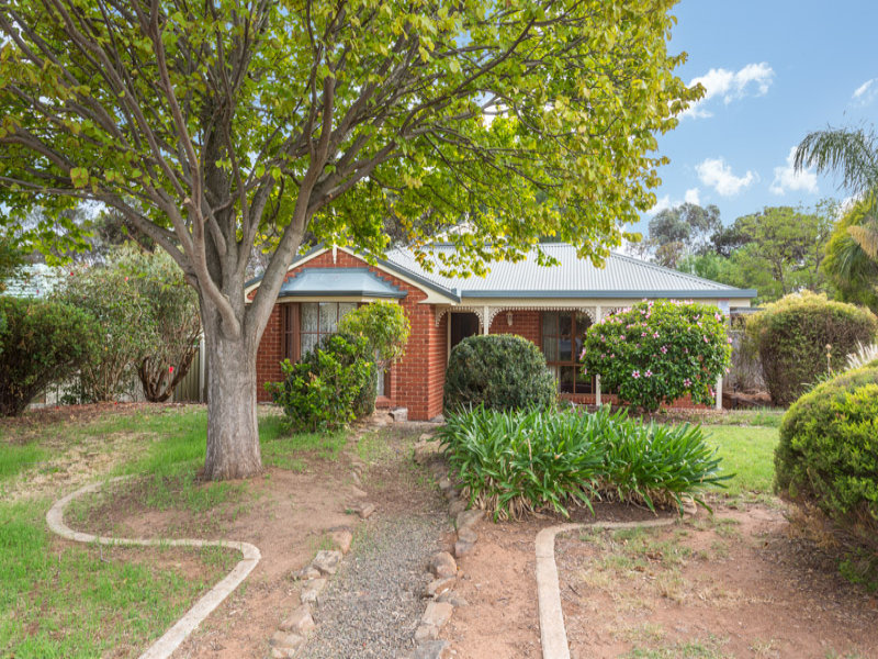 49 Jedna Close, Craigmore, SA 5114 - realestate.com.au