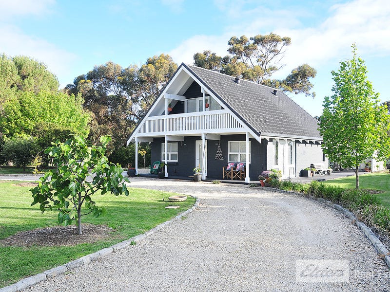 9-11 Laurel Terrace, Robe, SA 5276 - Property Details