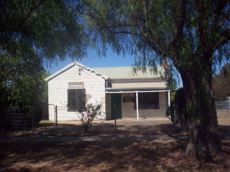 426 George Street, Deniliquin, NSW 2710 - Property Details