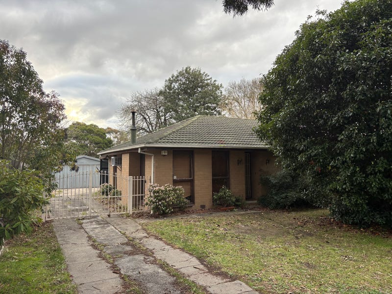 25 Armstrong Road, Bayswater, Vic 3153 - Property Details