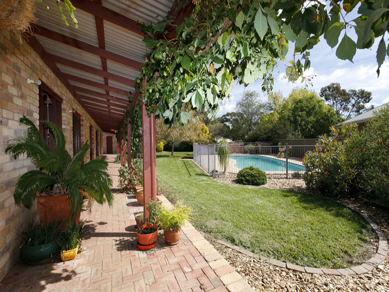 3 Merriman Place, Murrumbateman, NSW 2582 - Property Details