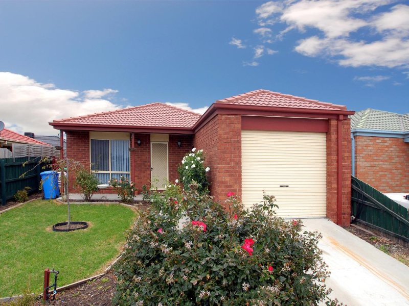10 Sharyn Street, Cranbourne West, VIC 3977 - realestate.com.au