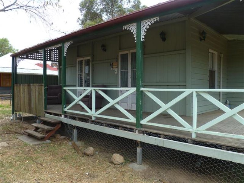 1 Soutter St, Roma, Qld 4455 - Property Details