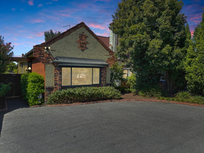 330 Koornang Rd, Carnegie, Vic 3163 - Property Details