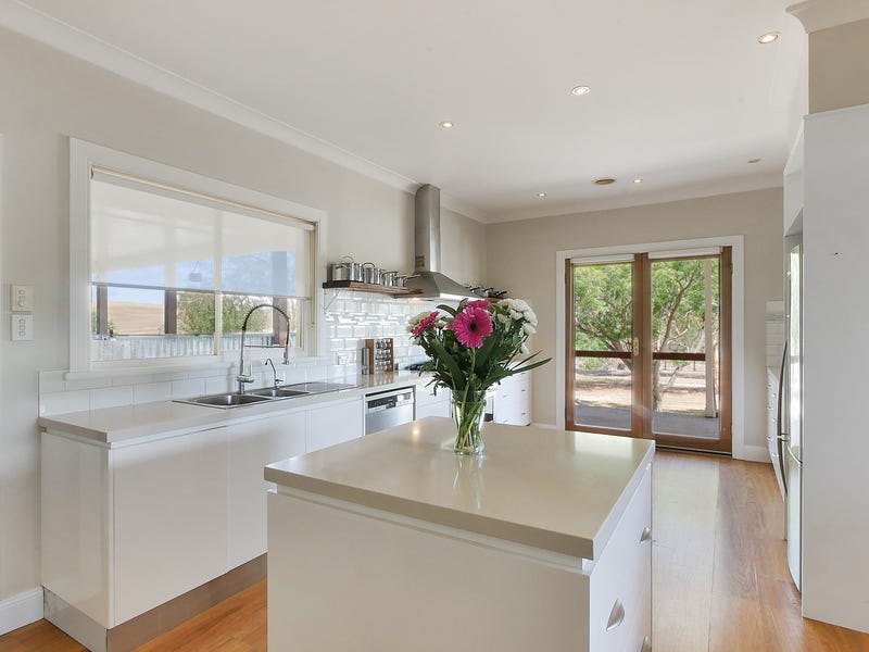 141 Locksley Station Road, Locksley, NSW 2795 - Property Details