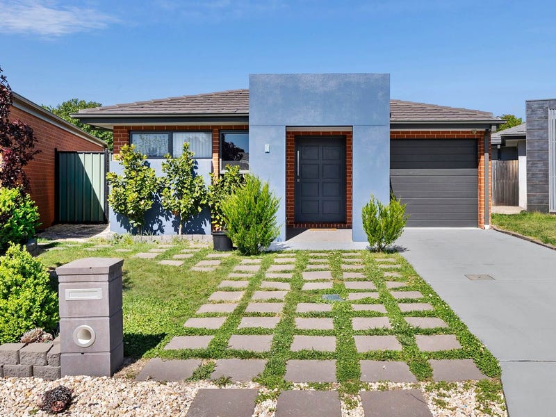 7 Stang Place, MacGregor, ACT 2615 - Property Details