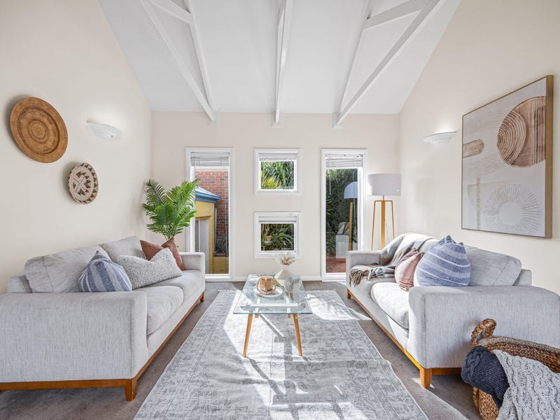 30 Allunga Parade, Berwick, Vic 3806 - Property Details