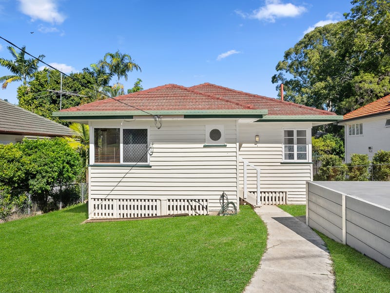 3 Bedroom Properties for Rent in Wavell Heights, QLD 4012 - realestate ...