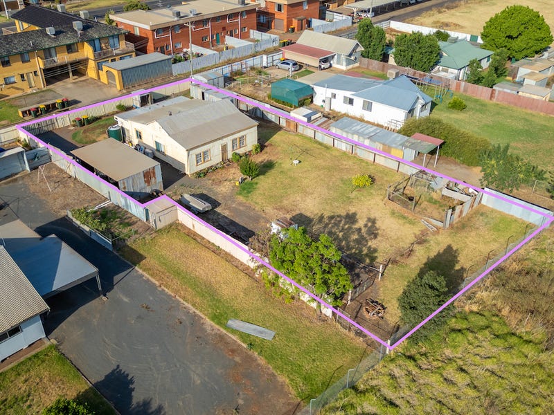 8 Wakaden Lane, Griffith, NSW 2680 - Property Details