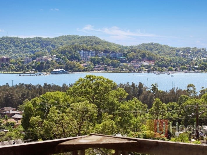 21 Fiona Street, Point Clare, NSW 2250 - realestate.com.au