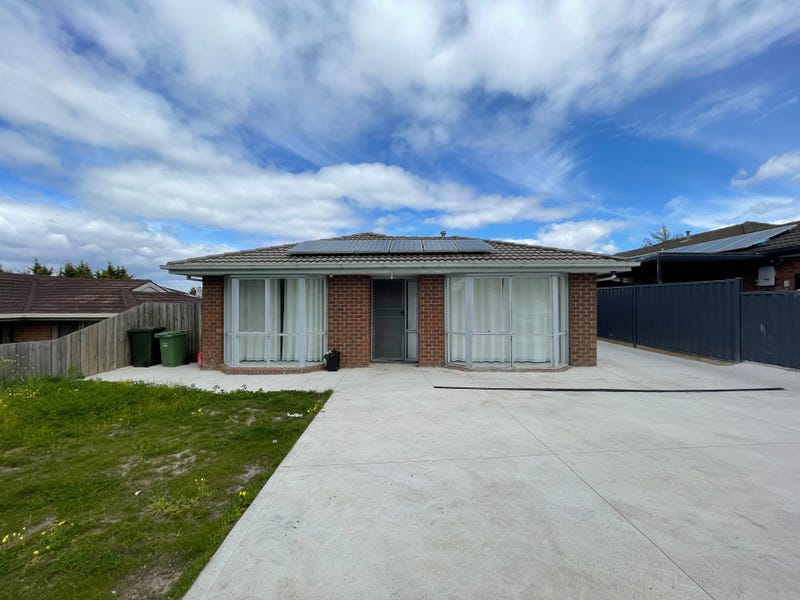 13 Themeda Court, Meadow Heights, VIC 3048 - realestate.com.au