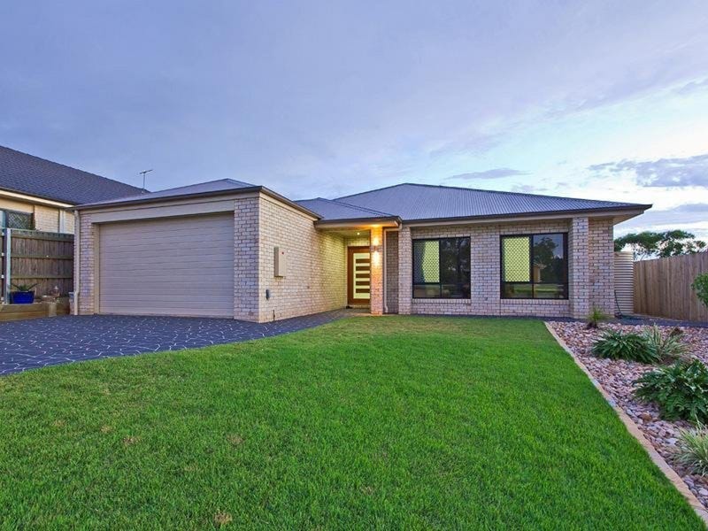 62 Taylor Place, MacKenzie, Qld 4156 - Property Details