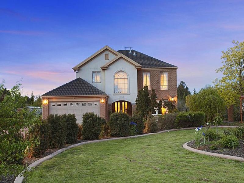 19 Springbank Way, Brookfield, Vic 3338 - Property Details