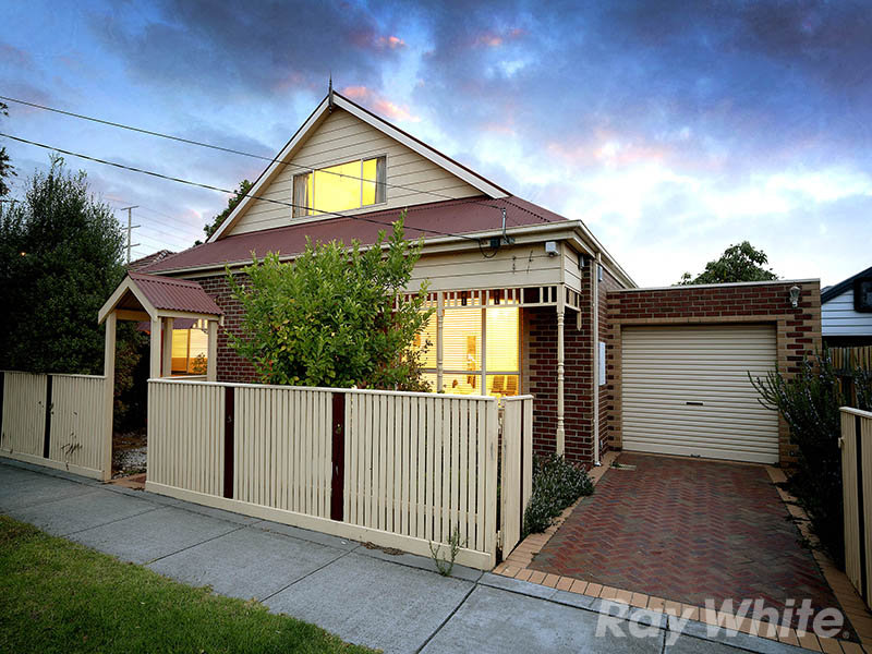 132 Devon Street, Cheltenham, Vic 3192 - Property Details