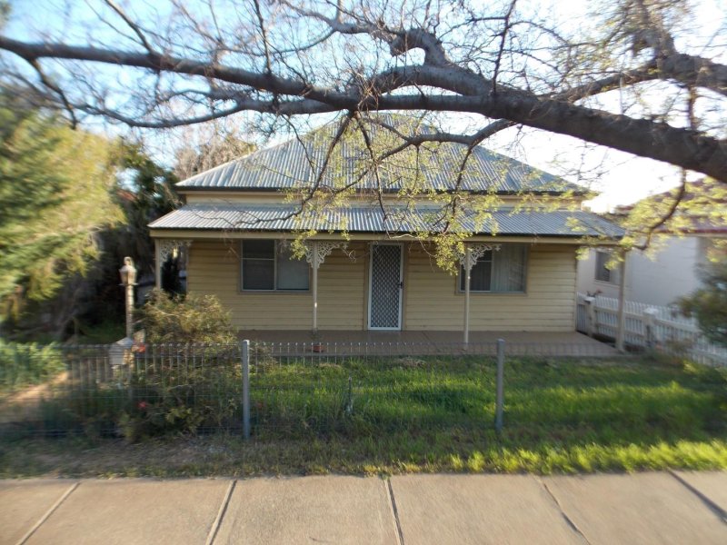 106 Clarinda Street, Parkes, NSW 2870 - Property Details