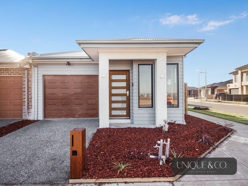 34 Petunia Avenue, Tarneit, Vic 3029 - Property Details