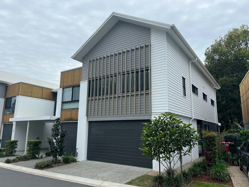 7/28 Bonogin Road, Mudgeeraba, Qld 4213 - Property Details