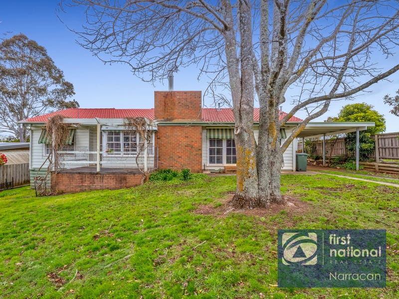 13 Collins St, Erica, Vic 3825 - Property Details