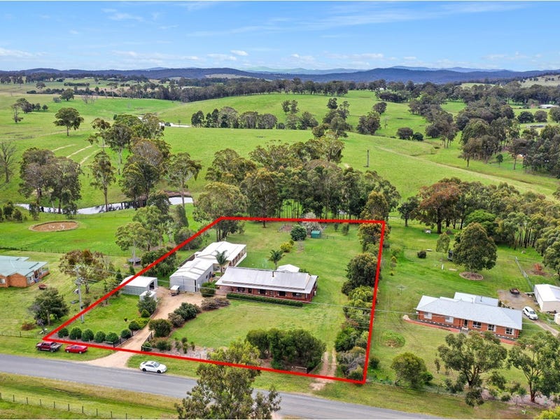 61 Landsman Drive, Nicholson, VIC 3882 - realestate.com.au