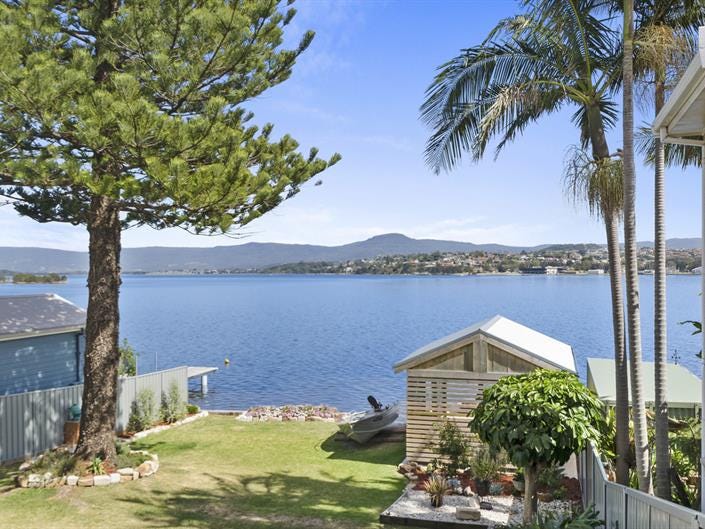 106 Lakeview Pde, Primbee, NSW 2502 - Property Details