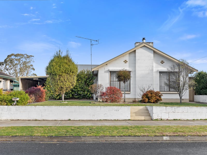 8 Swallow Drive, Mount Gambier, SA 5290 - realestate.com.au