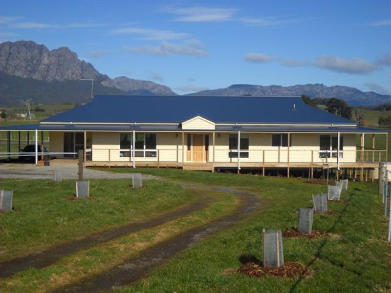 560 Nowhere Else Road, Sheffield, Tas 7306 - Property Details