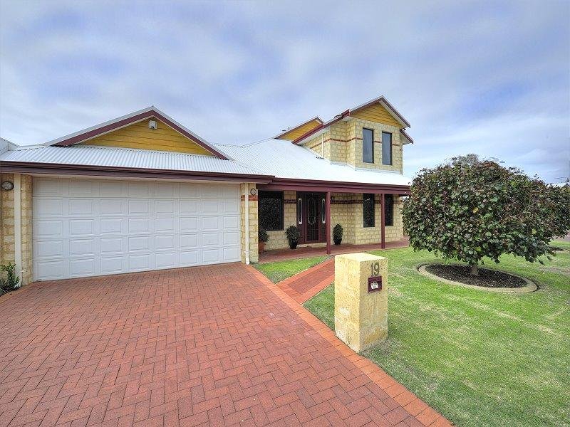 19 Onslow Court, Erskine, WA 6210 - Property Details