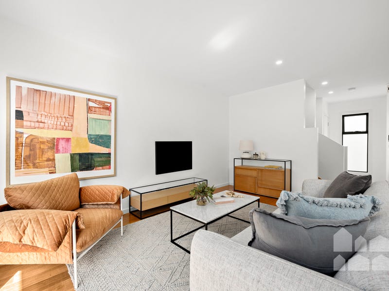 3/8 Gordon Street, Maribyrnong, Vic 3032 - Property Details