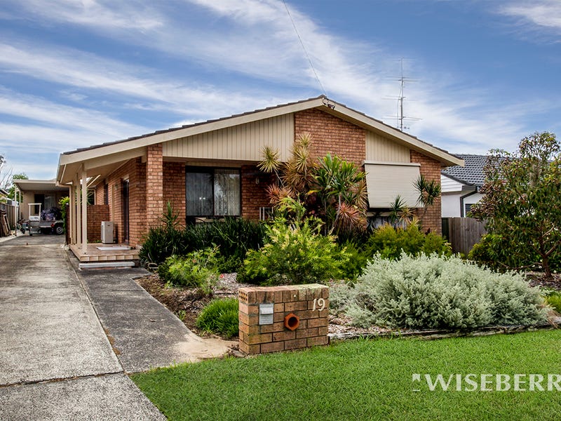 19 Spring Valley Avenue, Gorokan, NSW 2263 - realestate.com.au