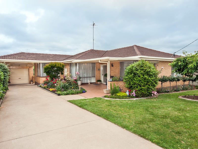 4 Collins Street, Hamilton, Vic 3300 - Property Details