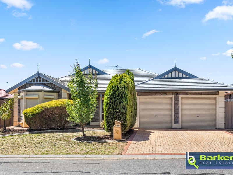 27 Quantock Crescent, Craigmore, SA 5114 - Property Details